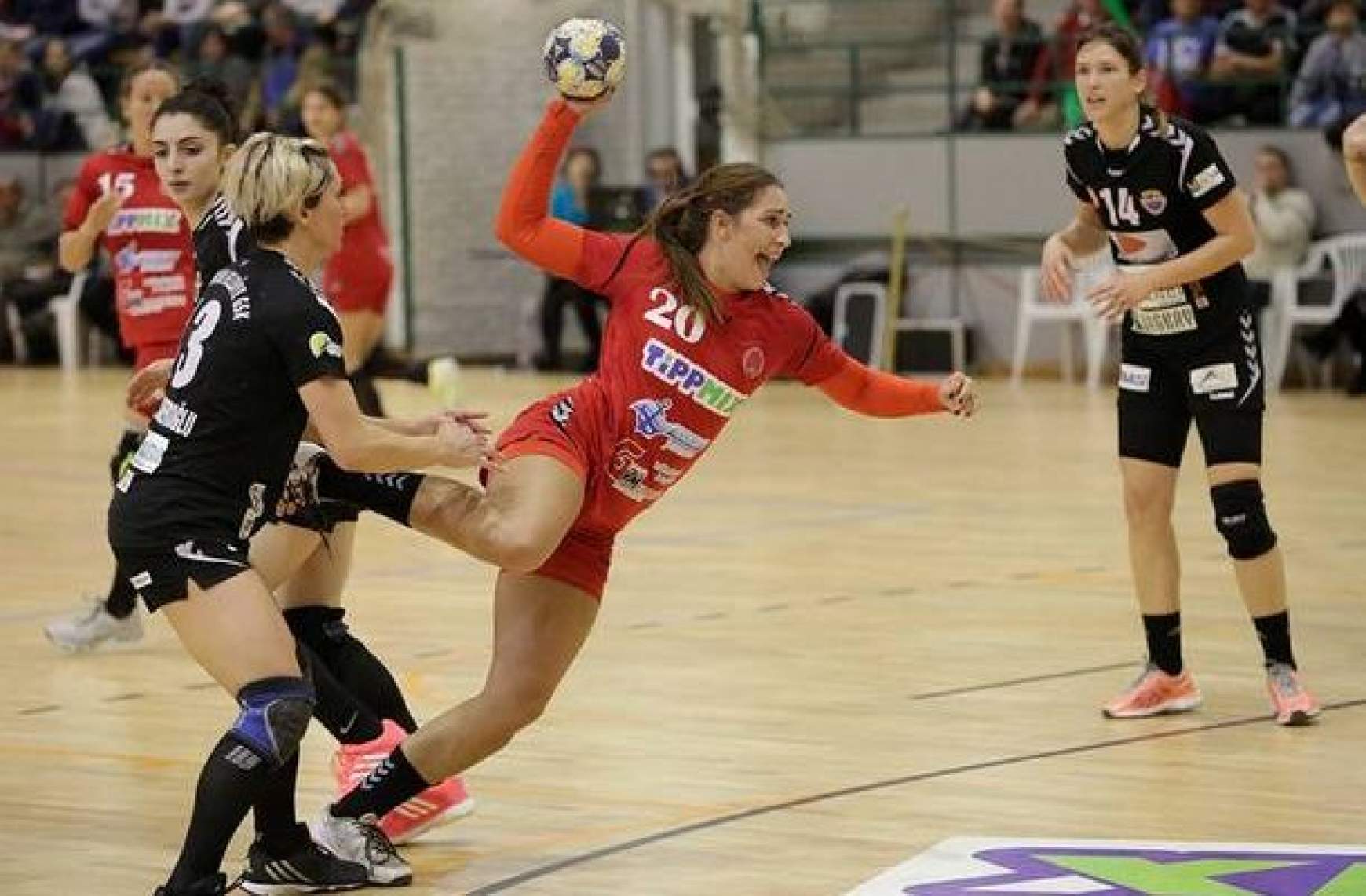 Kézilabda: Lakatos Rita és Szöllősi-Zácsik Szandra is gólokkal kezdte ... Kézilabda: Lakatos Rita és Szöllősi-Zácsik Szandra is gólokkal kezdte ...